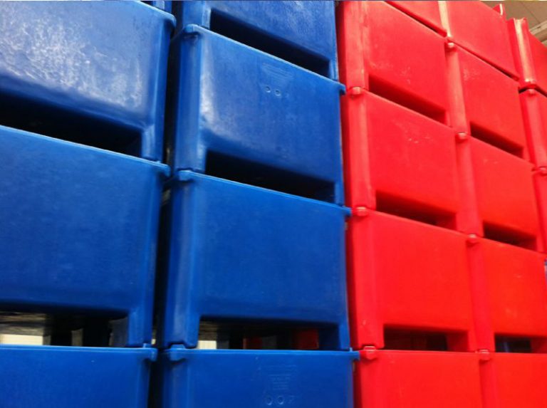 Saeplast 605 Litre Insulated Pallet Box - GW Containers